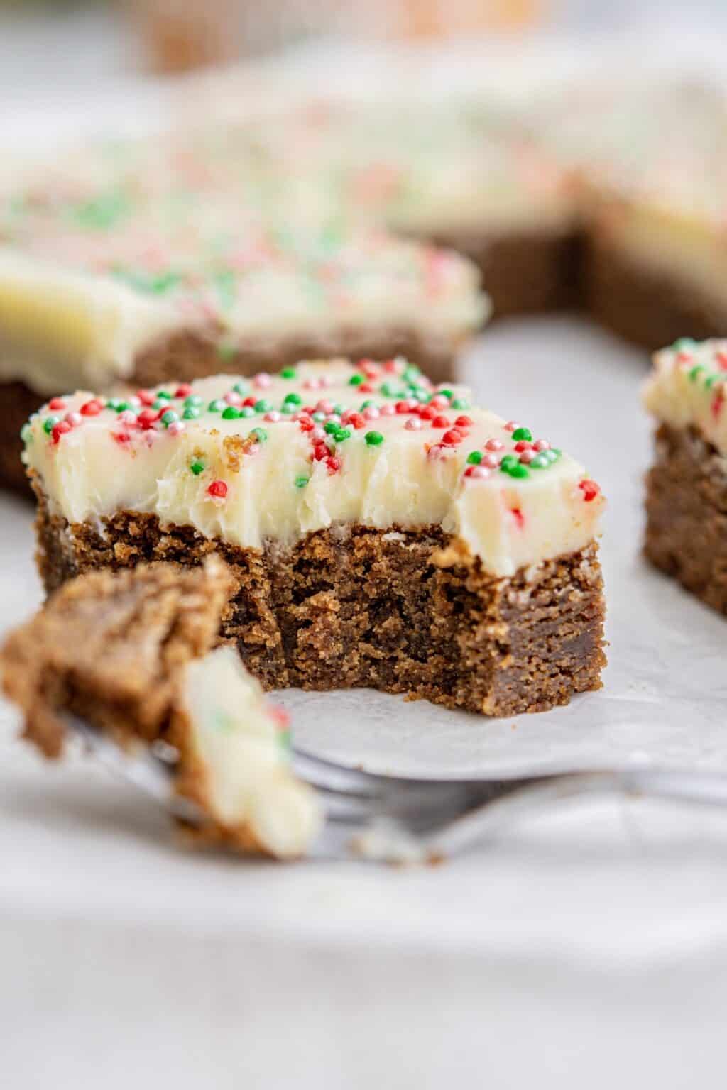 Gingerbread Cookie Bars with Lemon White Chocolate Ganache - Baking ...